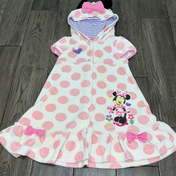 Disney | Swim | Minnie Mouse Hooded Beachpool Cover Up | Poshmark